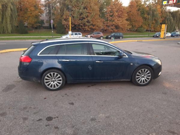Grey Opel Insignia 2012 in Kaunas, with an engine capacity of 2.00 L and mileage of 240 thousand km for 1400 €, photo 8 on AUTOMOTO.COM.LV
