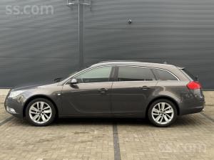 Pelēks Opel Insignia 2013 Rīga, ar dzinēja tilpumu 2.00 L un nobraukumu 258 tūkst. km par 4500 €, foto 2 vietnē AUTOMOTO.COM.LV