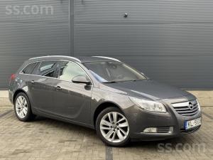 Pelēks Opel Insignia 2013 Rīga, ar dzinēja tilpumu 2.00 L un nobraukumu 258 tūkst. km par 4500 €, foto 7 vietnē AUTOMOTO.COM.LV