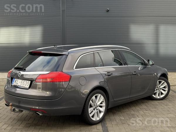 Pelēks Opel Insignia 2013 Rīga, ar dzinēja tilpumu 2.00 L un nobraukumu 258 tūkst. km par 4500 €, foto 5 vietnē AUTOMOTO.COM.LV
