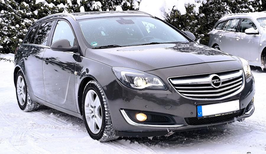 Pelēks Opel Insignia 2013 Viļņa, ar dzinēja tilpumu 2.00 L un nobraukumu 188 tūkst. km par 4850 €, foto 3 vietnē AUTOMOTO.COM.LV
