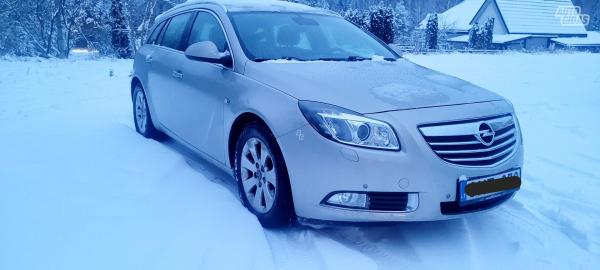 Pelēks Opel Insignia 2013 Viļņa, ar dzinēja tilpumu 2.00 L un nobraukumu 250 tūkst. km par 4500 €, foto 3 vietnē AUTOMOTO.COM.LV