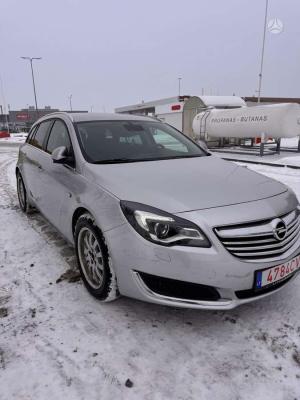 Grey Opel Insignia 2013 in Siauliai, with an engine capacity of 1.96 L and mileage of 341 thousand km for 3600 €, photo  on AUTOMOTO.COM.LV