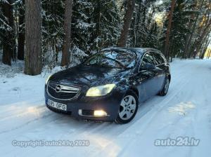 Grey Opel Insignia 2013 in Tallinn, with an engine capacity of 2.00 L and mileage of 322 thousand km for 4200 €, photo 5 on AUTOMOTO.COM.LV
