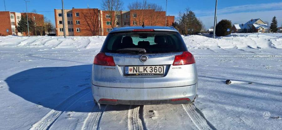 Pelēks Opel Insignia 2013 Kauņa, ar dzinēja tilpumu 2.00 L un nobraukumu 322 tūkst. km par 3500 €, foto 4 vietnē AUTOMOTO.COM.LV