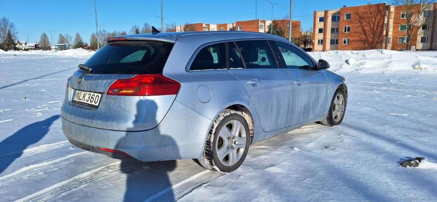 Pelēks Opel Insignia 2013 Kauņa, ar dzinēja tilpumu 2.00 L un nobraukumu 322 tūkst. km par 3500 €, foto 5 vietnē AUTOMOTO.COM.LV