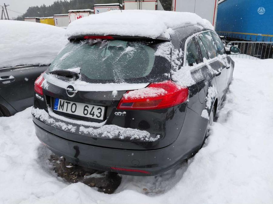 Grey Opel Insignia 2013 in Vilnius, with an engine capacity of 1.96 L and mileage of 348 thousand km for 4300 €, photo 6 on AUTOMOTO.COM.LV