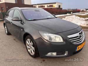 Grey Opel Insignia 2013 in Tallinn, with an engine capacity of 2.00 L and mileage of 278 thousand km for 3999 €, photo 2 on AUTOMOTO.COM.LV