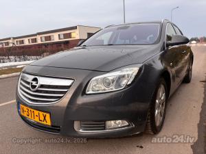 Grey Opel Insignia 2013 in Tallinn, with an engine capacity of 2.00 L and mileage of 278 thousand km for 3999 €, photo 6 on AUTOMOTO.COM.LV