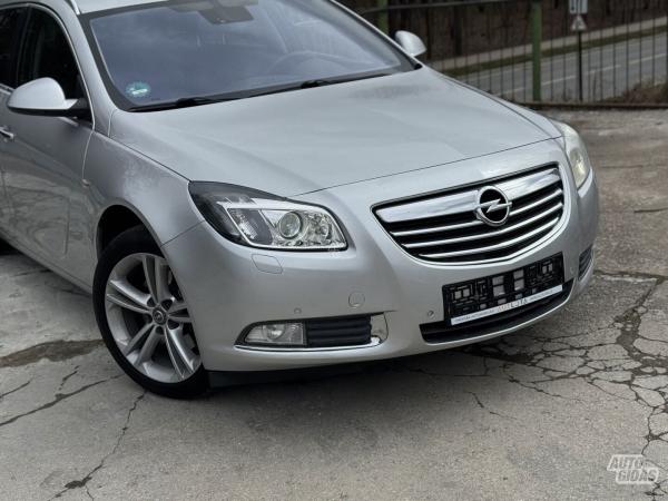 Pelēks Opel Insignia 2013 Viļņa, ar dzinēja tilpumu 2.00 L un nobraukumu 308 tūkst. km par 4000 €, foto 2 vietnē AUTOMOTO.COM.LV