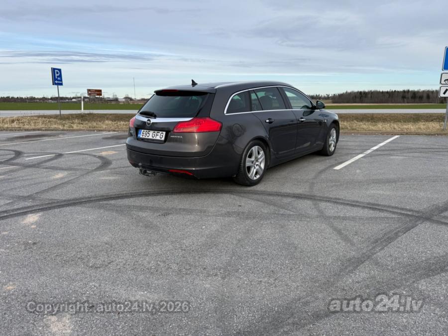 Pelēks Opel Insignia 2013 Pērnava, ar dzinēja tilpumu 2.00 L un nobraukumu 346 tūkst. km par 3700 €, foto 5 vietnē AUTOMOTO.COM.LV