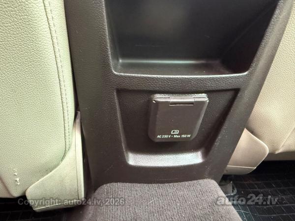 Grey Opel Insignia 2013 in Parnu, with an engine capacity of 2.00 L and mileage of 346 thousand km for 3700 €, photo 7 on AUTOMOTO.COM.LV