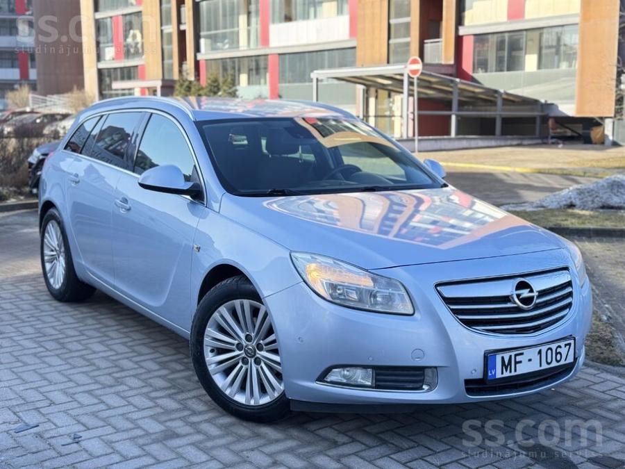 Pelēks Opel Insignia 2013 Rīga, ar dzinēja tilpumu 2.00 L un nobraukumu 356 tūkst. km par 2490 €, foto 1 vietnē AUTOMOTO.COM.LV