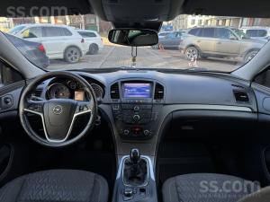 Pelēks Opel Insignia 2013 Rīga, ar dzinēja tilpumu 2.00 L un nobraukumu 356 tūkst. km par 2490 €, foto 8 vietnē AUTOMOTO.COM.LV