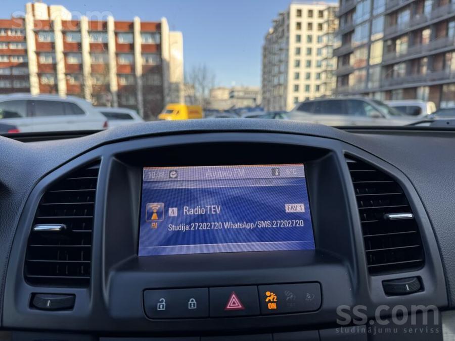 Pelēks Opel Insignia 2013 Rīga, ar dzinēja tilpumu 2.00 L un nobraukumu 356 tūkst. km par 2490 €, foto 10 vietnē AUTOMOTO.COM.LV