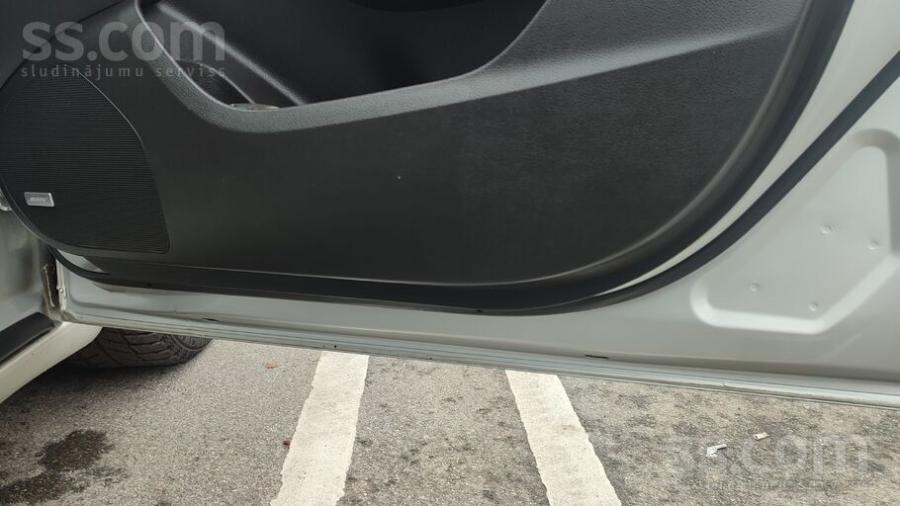 Pelēks Opel Insignia 2013 Rīga, ar dzinēja tilpumu 2.00 L un nobraukumu 206 tūkst. km par 6700 €, foto 20 vietnē AUTOMOTO.COM.LV