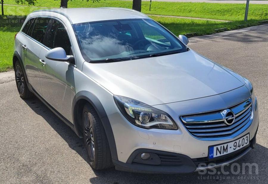 Grey Opel Insignia 2013 in Riga, with an engine capacity of 2.00 L and mileage of 202 thousand km for 5900 €, photo 1 on AUTOMOTO.COM.LV