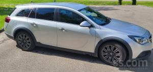Grey Opel Insignia 2013 in Riga, with an engine capacity of 2.00 L and mileage of 202 thousand km for 5900 €, photo 4 on AUTOMOTO.COM.LV