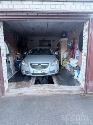 Grey Opel Insignia 2013 in Riga, with an engine capacity of 2.00 L and mileage of 212 thousand km for 6250 €, photo  on AUTOMOTO.COM.LV