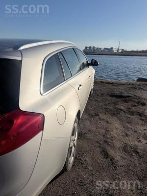 Grey Opel Insignia 2013 in Riga, with an engine capacity of 2.00 L and mileage of 212 thousand km for 6250 €, photo 20 on AUTOMOTO.COM.LV