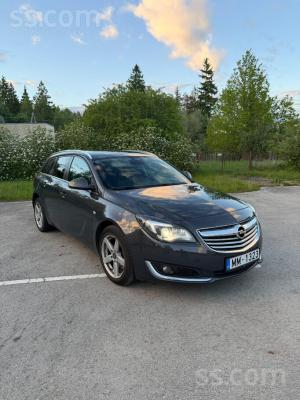 Grey Opel Insignia 2013 in Valmiera, with an engine capacity of 2.00 L and mileage of 350 thousand km for 5000 €, photo  on AUTOMOTO.COM.LV