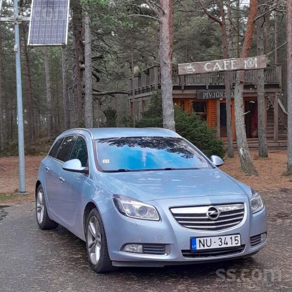 Pelēks Opel Insignia 2013 Tukums, ar dzinēja tilpumu 2.00 L un nobraukumu 214 tūkst. km par 5300 €, foto 2 vietnē AUTOMOTO.COM.LV