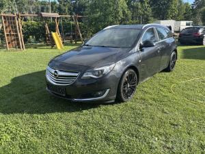 Grey Opel Insignia 2013 in Tukums, with an engine capacity of 2.00 L and mileage of 266 thousand km for 3000 €, photo  on AUTOMOTO.COM.LV