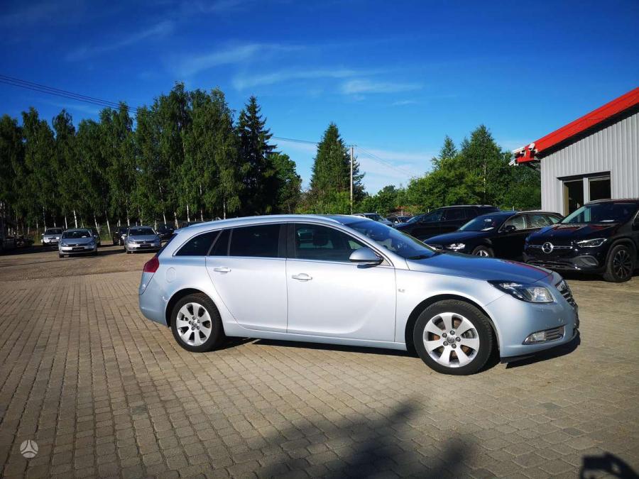 Grey Opel Insignia 2013 in Radviliskis, with an engine capacity of 1.96 L and mileage of 162 thousand km for 4450 €, photo 6 on AUTOMOTO.COM.LV