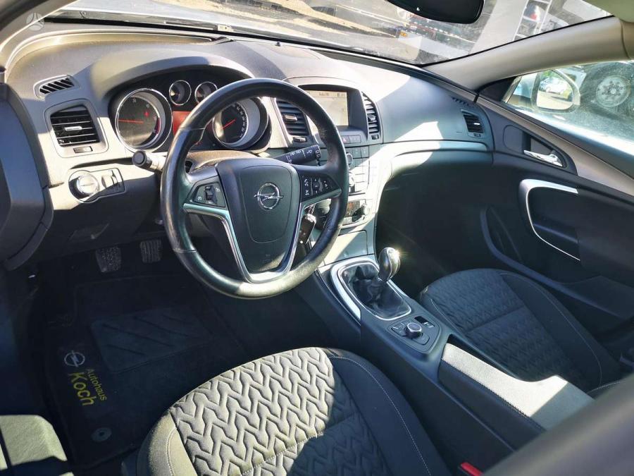 Grey Opel Insignia 2013 in Radviliskis, with an engine capacity of 1.96 L and mileage of 162 thousand km for 4450 €, photo 11 on AUTOMOTO.COM.LV