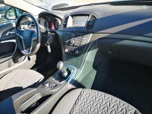 Grey Opel Insignia 2013 in Radviliskis, with an engine capacity of 1.96 L and mileage of 162 thousand km for 4450 €, photo 15 on AUTOMOTO.COM.LV