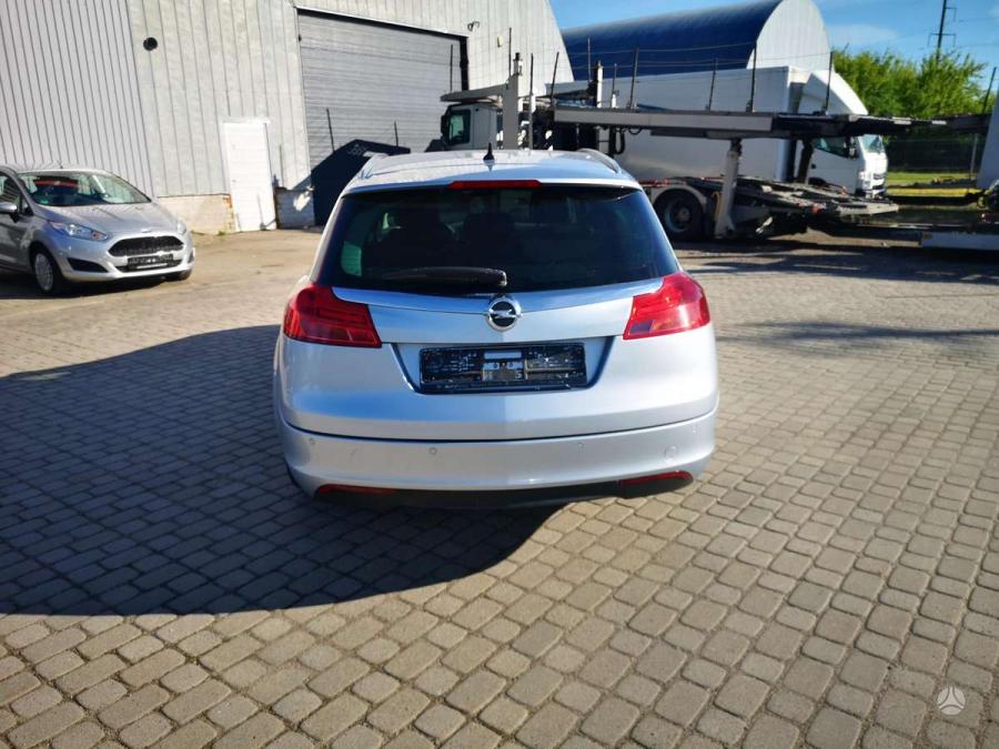 Grey Opel Insignia 2013 in Radviliskis, with an engine capacity of 1.96 L and mileage of 162 thousand km for 4450 €, photo 16 on AUTOMOTO.COM.LV