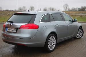 Grey Opel Insignia 2013 in Jekabpils, with an engine capacity of 2.00 L and mileage of 214 thousand km for 5300 €, photo 3 on AUTOMOTO.COM.LV