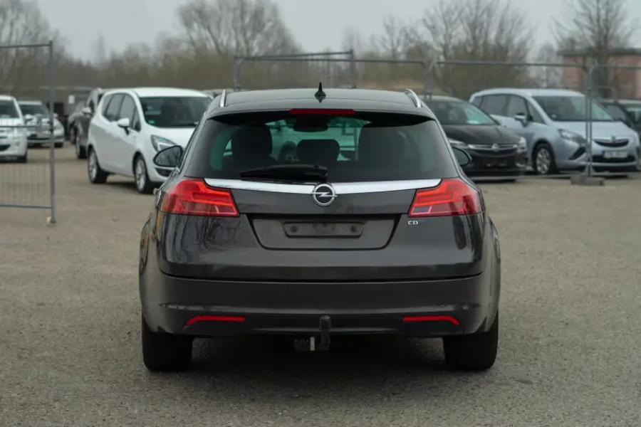 Pelēks Opel Insignia 2013 Liepāja, ar dzinēja tilpumu 2.00 L un nobraukumu 158 tūkst. km par 5950 €, foto 4 vietnē AUTOMOTO.COM.LV