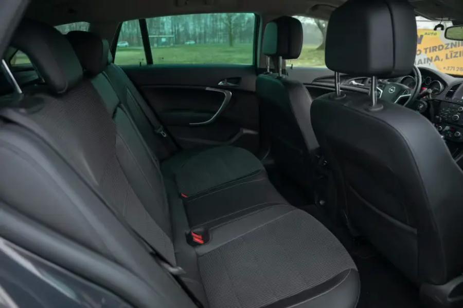 Pelēks Opel Insignia 2013 Liepāja, ar dzinēja tilpumu 2.00 L un nobraukumu 158 tūkst. km par 5950 €, foto 13 vietnē AUTOMOTO.COM.LV