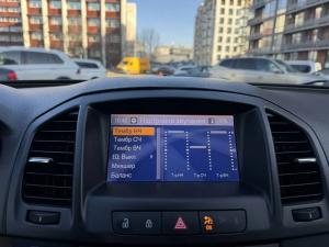 Grey Opel Insignia 2013 in Riga, with an engine capacity of 2.00 L and mileage of 356 thousand km for 2490 €, photo 12 on AUTOMOTO.COM.LV