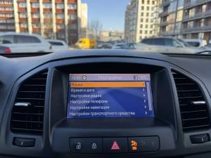 Grey Opel Insignia 2013 in Riga, with an engine capacity of 2.00 L and mileage of 356 thousand km for 2490 €, photo 13 on AUTOMOTO.COM.LV