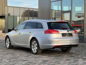 Grey Opel Insignia 2013 in Siauliai, with an engine capacity of 2.00 L and mileage of 243 thousand km for 4300 €, photo 9 on AUTOMOTO.COM.LV