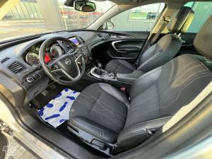 Grey Opel Insignia 2013 in Siauliai, with an engine capacity of 2.00 L and mileage of 243 thousand km for 4300 €, photo 14 on AUTOMOTO.COM.LV