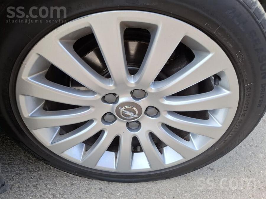 Pelēks Opel Insignia 2013 Rīga, ar dzinēja tilpumu 2.00 L un nobraukumu 0 tūkst. km par 4750 €, foto 23 vietnē AUTOMOTO.COM.LV