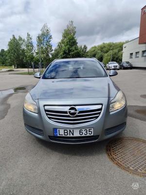 Grey Opel Insignia 2013 in Alytus, with an engine capacity of 1.96 L and mileage of 316 thousand km for 3000 €, photo 8 on AUTOMOTO.COM.LV