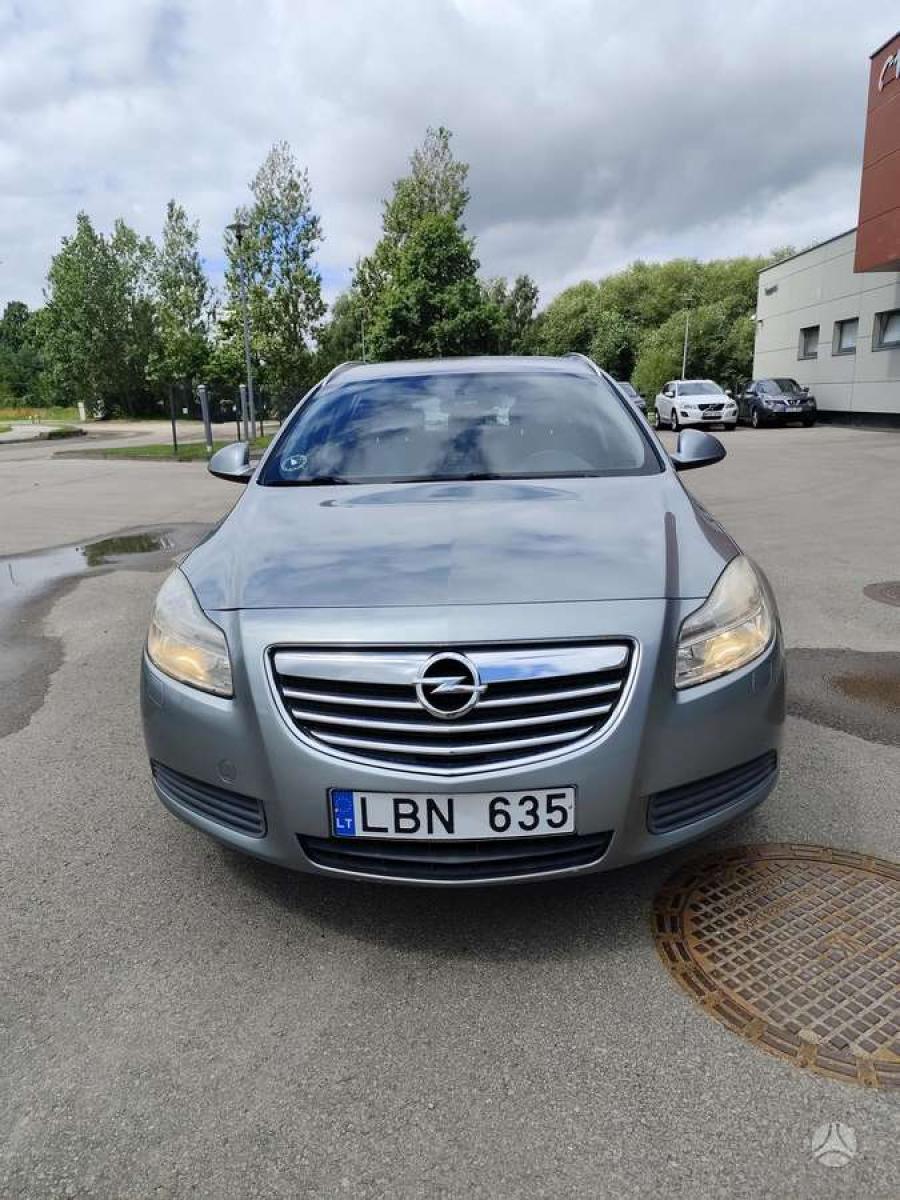 Grey Opel Insignia 2013 in Alytus, with an engine capacity of 1.96 L and mileage of 316 thousand km for 3000 €, photo 8 on AUTOMOTO.COM.LV