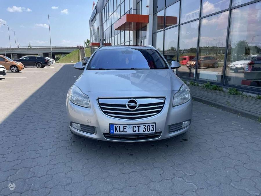 Pelēks Opel Insignia 2013 Viļņa, ar dzinēja tilpumu 1.96 L un nobraukumu 266 tūkst. km par 3900 €, foto 3 vietnē AUTOMOTO.COM.LV