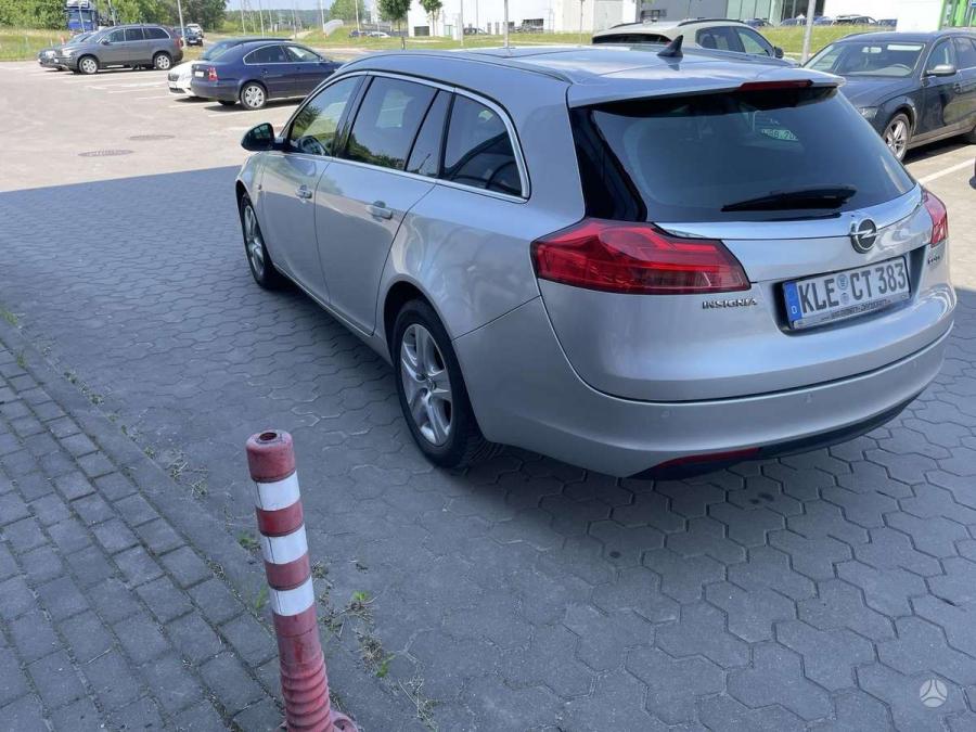 Pelēks Opel Insignia 2013 Viļņa, ar dzinēja tilpumu 1.96 L un nobraukumu 266 tūkst. km par 3900 €, foto 5 vietnē AUTOMOTO.COM.LV