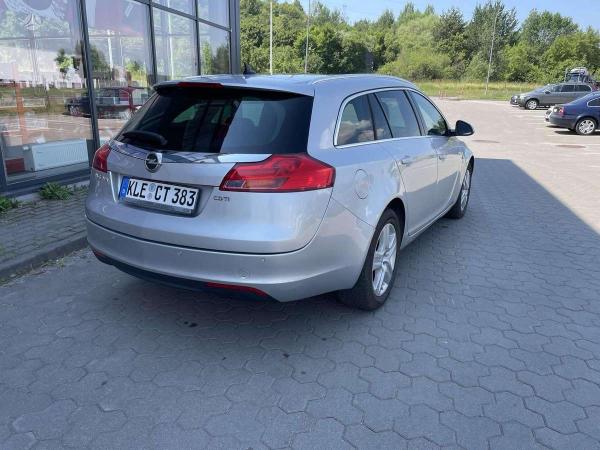 Pelēks Opel Insignia 2013 Viļņa, ar dzinēja tilpumu 1.96 L un nobraukumu 266 tūkst. km par 3900 €, foto 5 vietnē AUTOMOTO.COM.LV