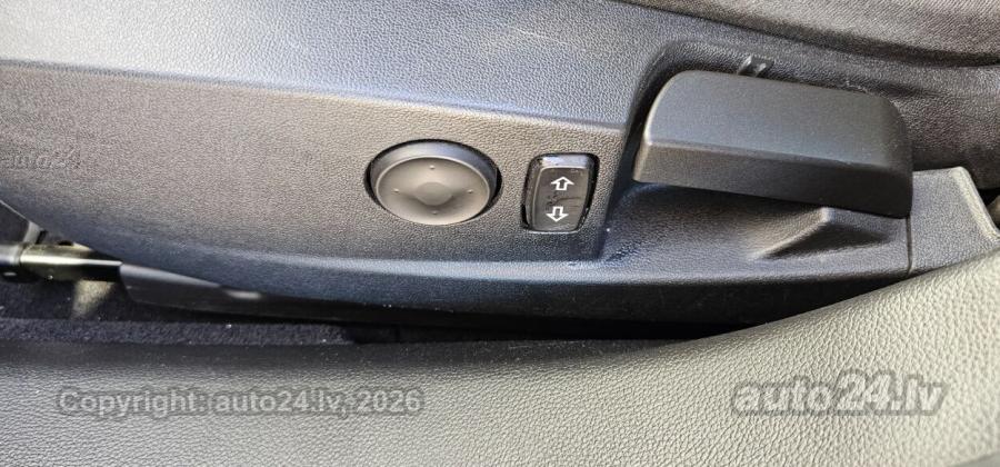 Grey Opel Insignia 2013 in Tallinn, with an engine capacity of 2.00 L and mileage of 247 thousand km for 5300 €, photo 20 on AUTOMOTO.COM.LV