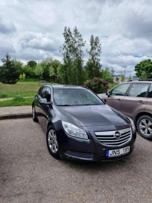 Pelēks Opel Insignia 2013 Viļņa, ar dzinēja tilpumu 1.96 L un nobraukumu 304 tūkst. km par 2150 €, foto 3 vietnē AUTOMOTO.COM.LV