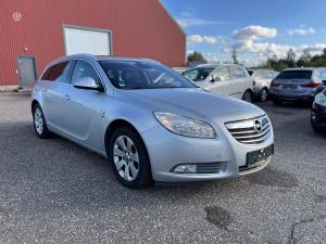Grey Opel Insignia 2013 in Siauliai, with an engine capacity of 1.96 L and mileage of 243 thousand km for 3700 €, photo  on AUTOMOTO.COM.LV