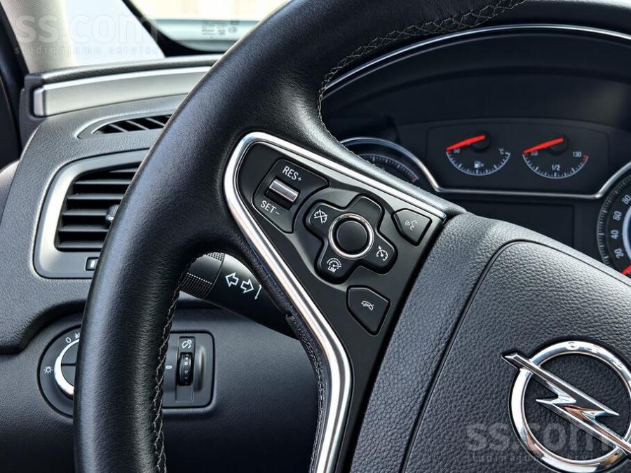 Pelēks Opel Insignia 2013 Tukums, ar dzinēja tilpumu 2.00 L un nobraukumu 351 tūkst. km par 5500 €, foto 10 vietnē AUTOMOTO.COM.LV