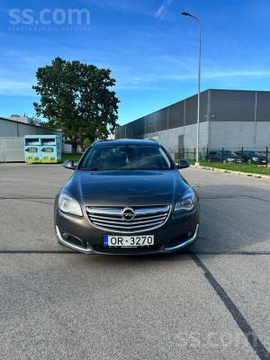 Grey Opel Insignia 2013 in Riga, with an engine capacity of 2.00 L and mileage of 376 thousand km for 6000 €, photo  on AUTOMOTO.COM.LV