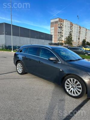 Pelēks Opel Insignia 2013 Rīga, ar dzinēja tilpumu 2.00 L un nobraukumu 277 tūkst. km par 5500 €, foto 3 vietnē AUTOMOTO.COM.LV